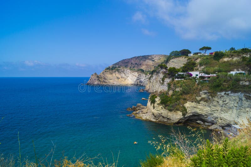 Sorgeto-Strand, Ischia stockfoto. Bild von schön, insel - 76523386