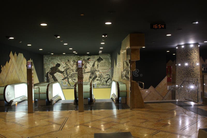 Sottopassaggio Di Napoli, Toledo Station Fotografia Editoriale ...