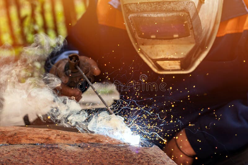 Soudeur, Acier Technique. Soudeur En Acier Industriel En Technique D ...