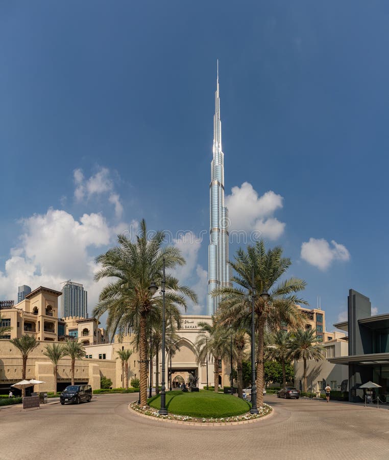 Souk Al Bahar and Burj Khalifa Editorial Photo - Image of middle ...