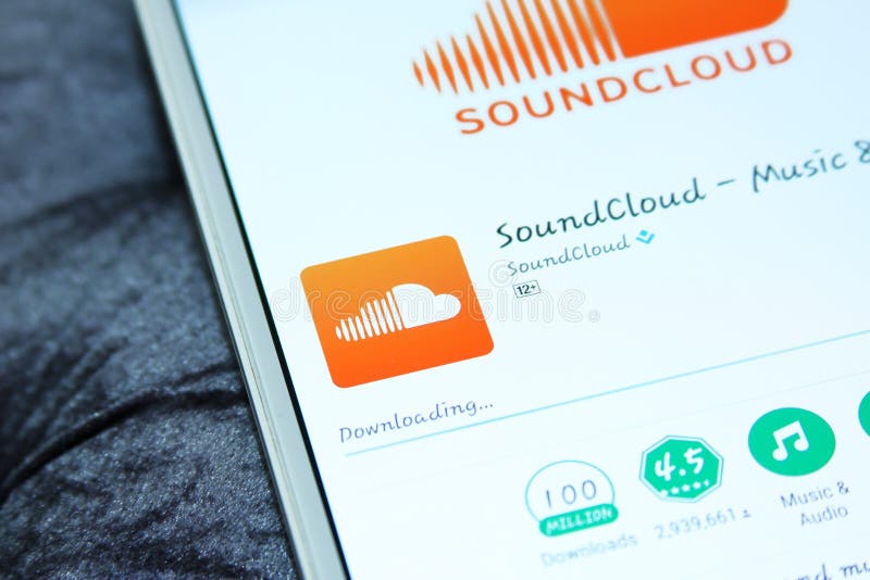 Soundcloud mobile app editorial image. Image of speaker - 93647570