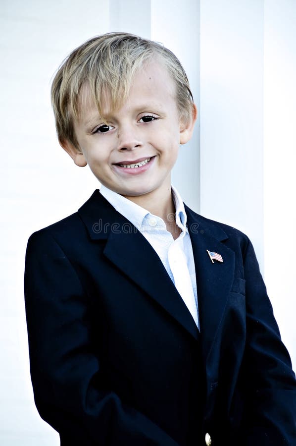 Sourire grand photo stock. Image of regarder, gens, américain - 7309402