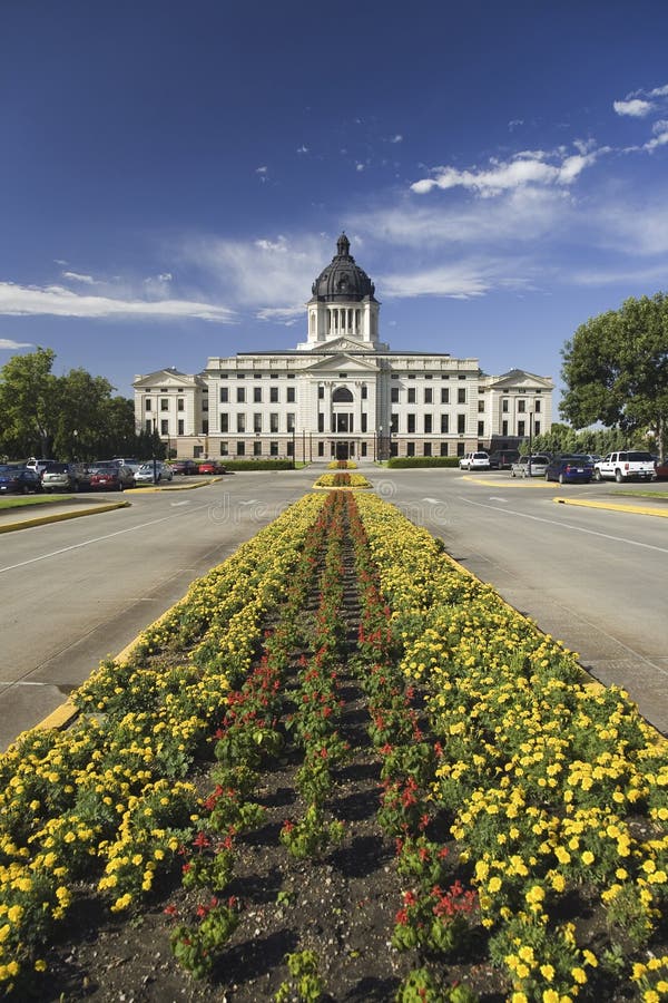South Dakota State Capitol editorial stock image. Image of north - 27076119
