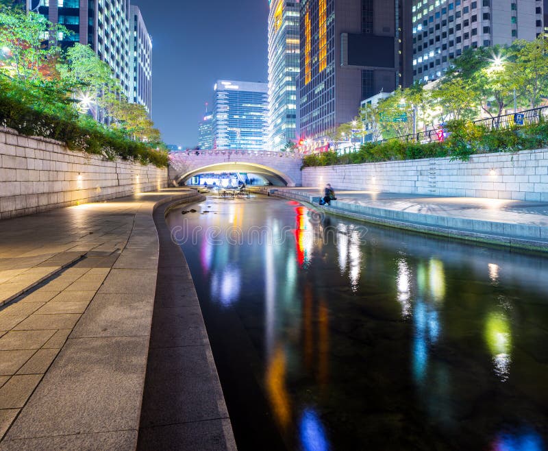 South Korea at Cheonggyecheon Stream Stock Image - Image of business ...