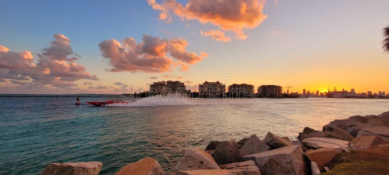 South Pointe Park Pier, Miami Beach, Florida Stock Image - Image of ocean, cloud: 374566237