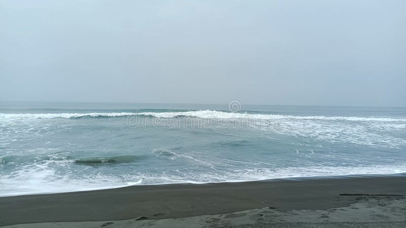 South Sea with String Waves Stock Photo - Image of string, dewa: 267894940