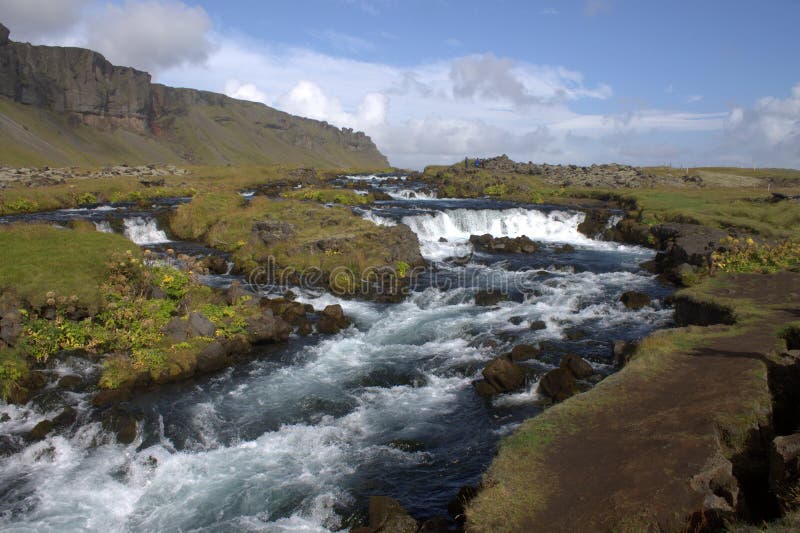 Southerm Island Landskap Med En Flod Arkivfoto - Bild av flod, typisk ...