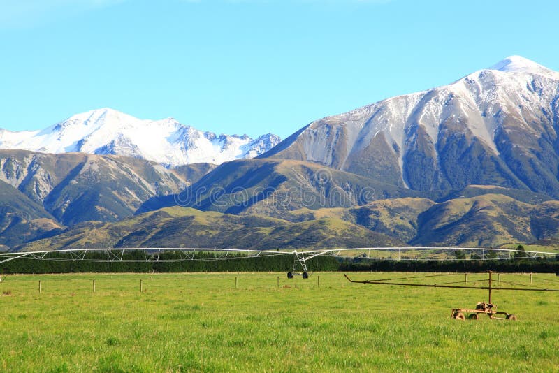 Southern Alps in New Zealand Stock Image - Image of high, beautiful ...
