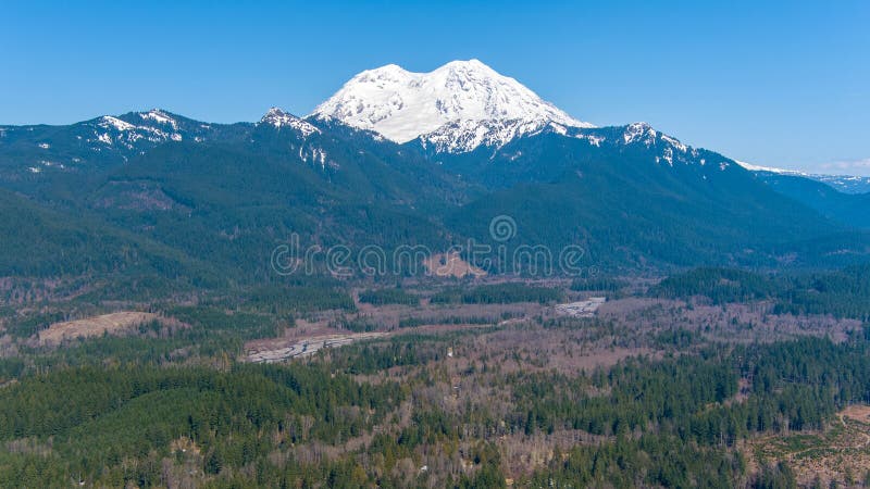 The Southern Face of Mount Rainier in March 2023 Stock Photo - Image of ...
