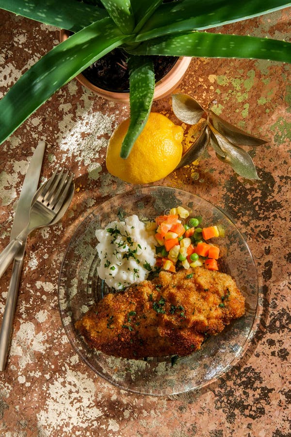 Southern Fried Chicken Fillet Stock Image - Image of lemon, vegetables ...