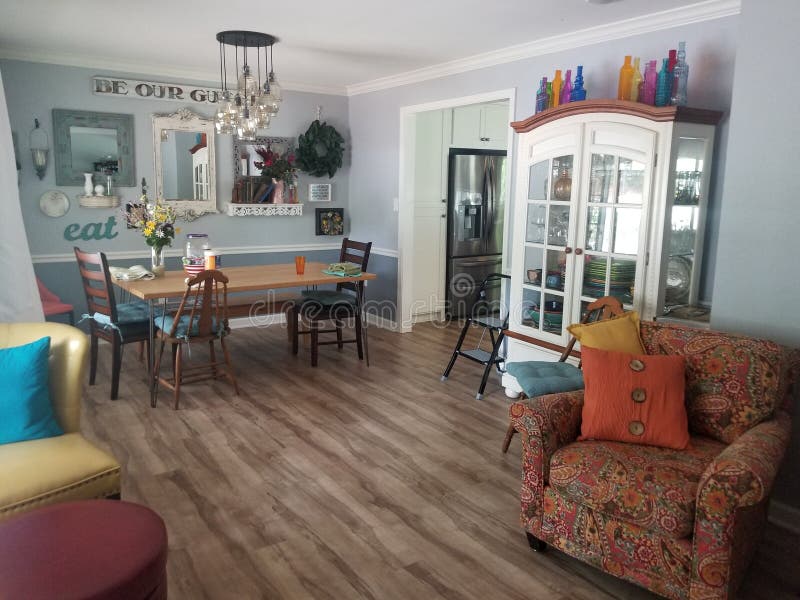 Southern Home Decor Ideas Interior Design and Decorating Stock Photo ...