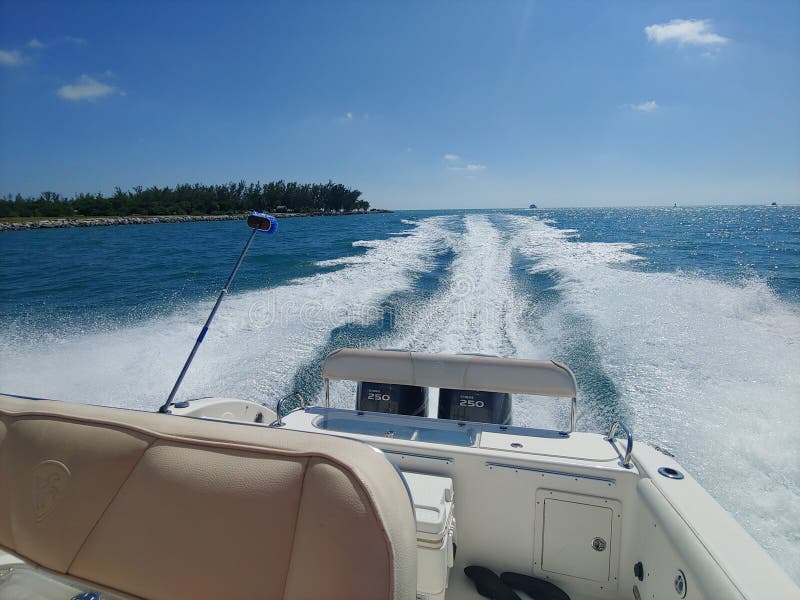 Southern Most Point of Florida at Keywest Editorial Stock Image - Image ...