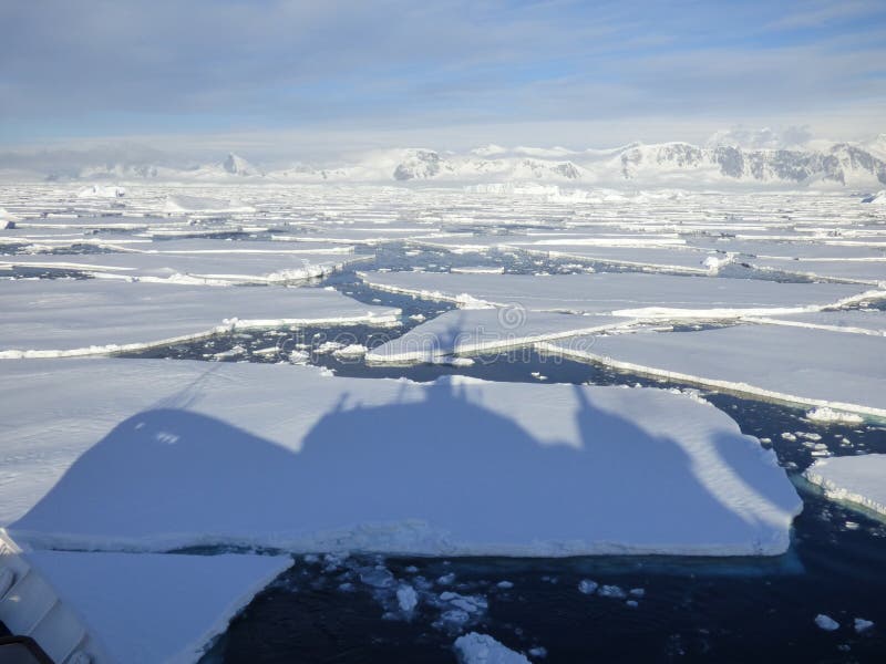 Southern shadow stock image. Image of ship, cloud, iceberg - 225075361