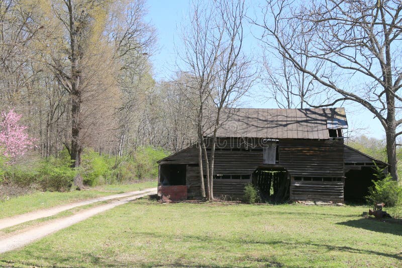 Old Southern Style Barn Stock Photos - Free & Royalty-Free Stock Photos ...