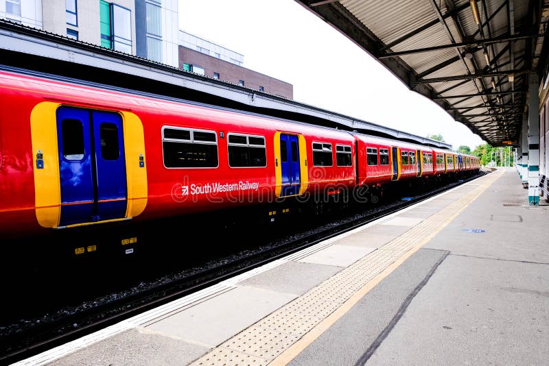 Southwestern Commutor Train at Epsom Station, UK Editorial Stock Image ...