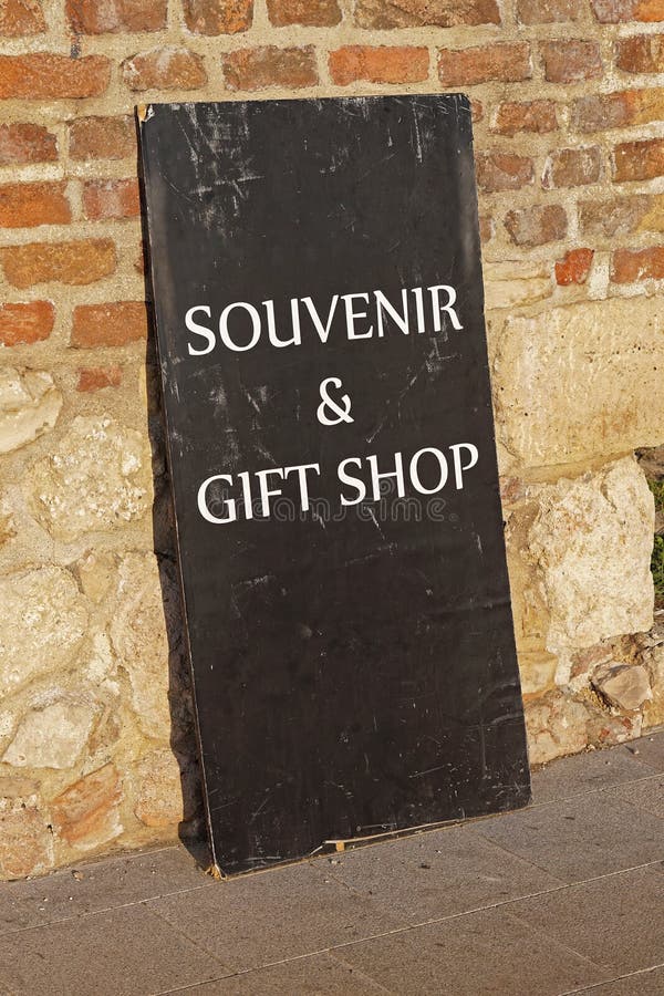 Gift Shop Stock Photos - Download 133,029 Royalty Free Photos