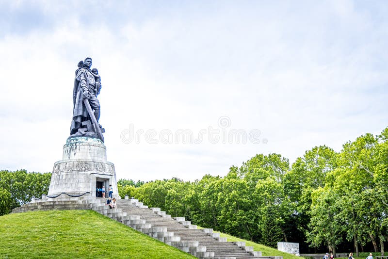 Soviet Era Treptow Park in East Berlin Editorial Stock Photo - Image of ...