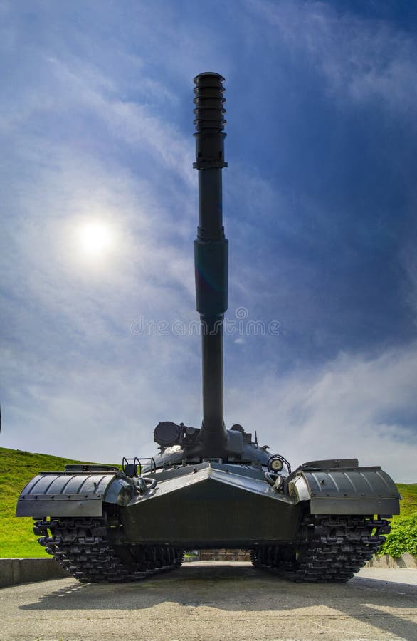 Soviet Heavy Tank T10 (is-8) Stock Image - Image of cloud, light: 71470279