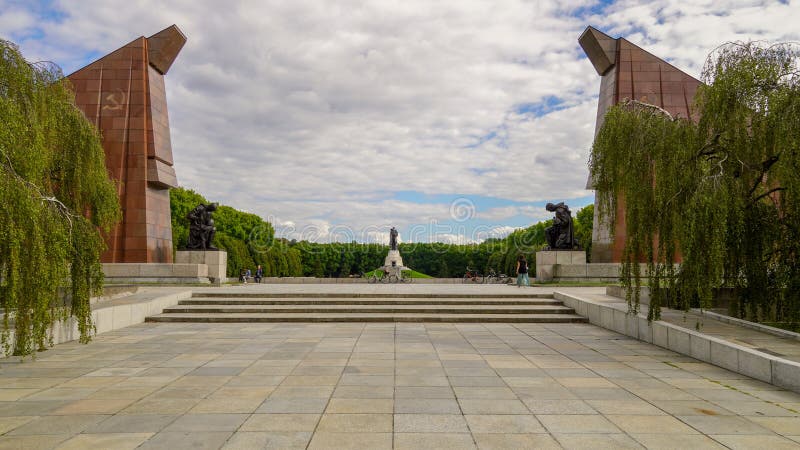 Soviet Memorial Treptow, Berlin, Germany Editorial Photo - Image of ...
