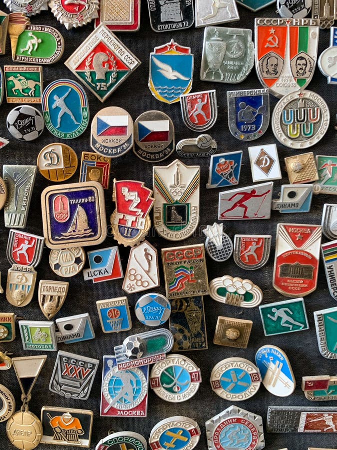 USSR Pins, Insignias and Badges. Militaria Memorabilia of the Soviet ...