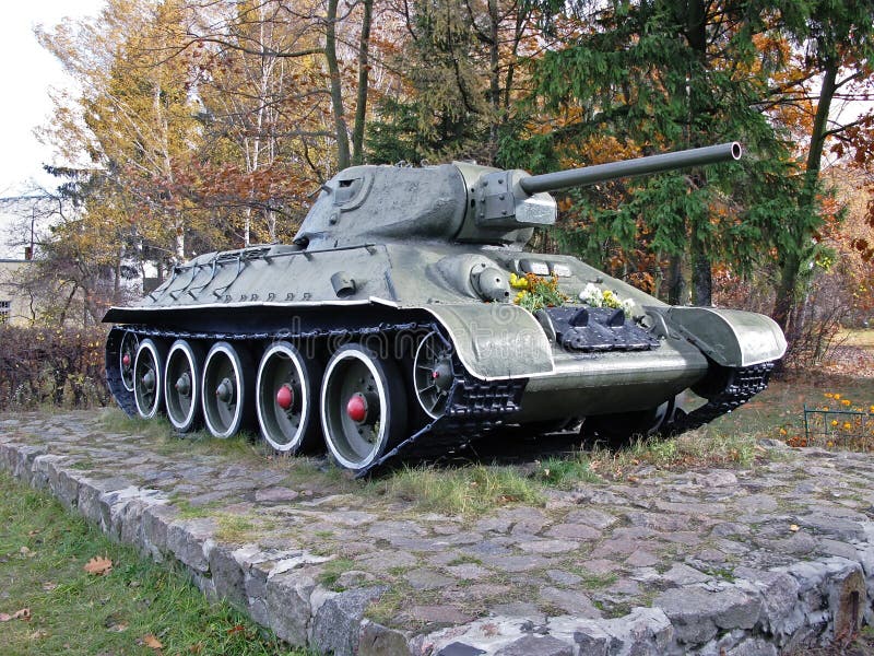 Soviet tank T-34 stock image. Image of background, clipping - 21654911