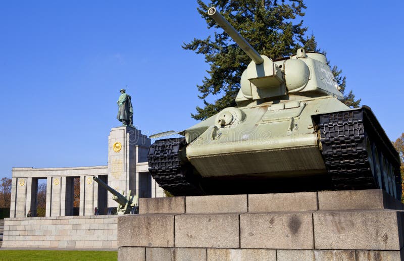 Soviet War Memorial in Berlin Stock Image - Image of sights, europe ...