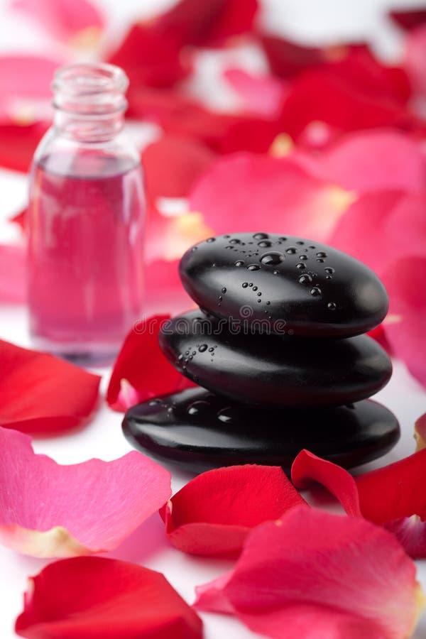 Essential Oil and Rose Flowers Aromatherapy Spa Perfumery Stock Image ...