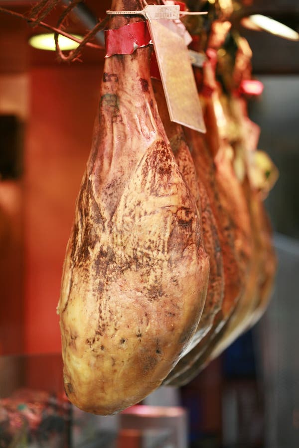 Spaanse Hammen Bij De Markt Stock Foto - Image of droog, hangen: 28968018