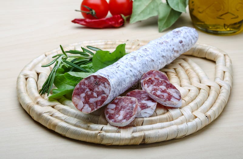Spaanse worst - fuet stock foto. Image of snack, gastronomie - 51553730