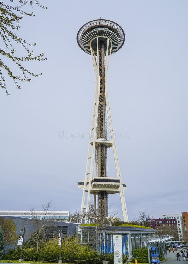 Space Needle - Most Famous Icon of Seattle - SEATTLE / WASHINGTON ...