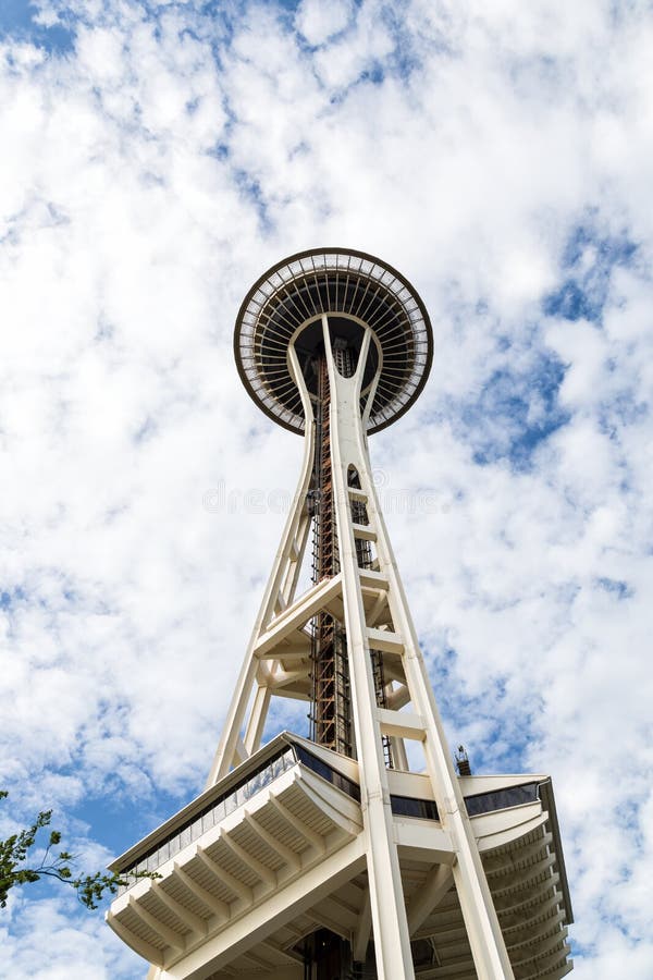 The Space Needle editorial image. Image of downtown - 177162770