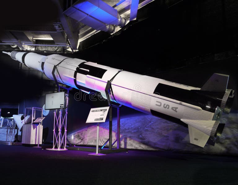 Space Rocket editorial photo. Image of mission, spacecraft - 85055776