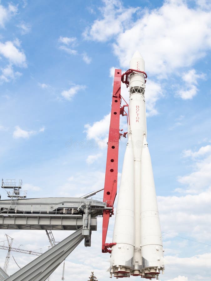 Space Rocket Stands Vertically Editorial Stock Image - Image of craft ...