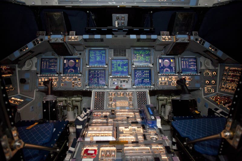 Space Shuttle Atlantis editorial stock photo. Image of launch - 22713358