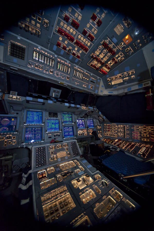 Shuttle Atlantis at Kennedy Space Center in Florida. Editorial Photo ...