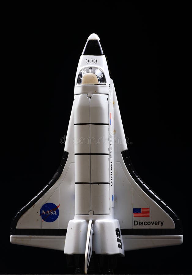 Space shuttle discovery editorial stock image. Image of tough - 17567294