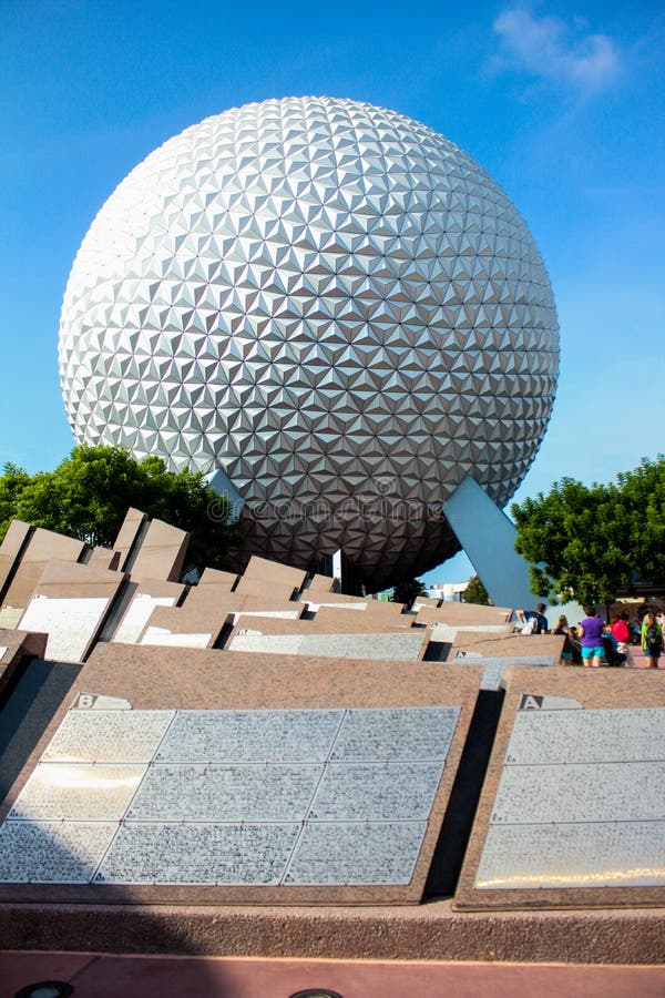 Spaceship Earth, Epcot Center, Orlando Florida Editorial Stock Image ...