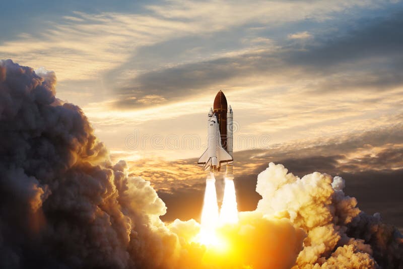252 Space Shuttle Lift Off Stock Photos - Free & Royalty-Free Stock ...