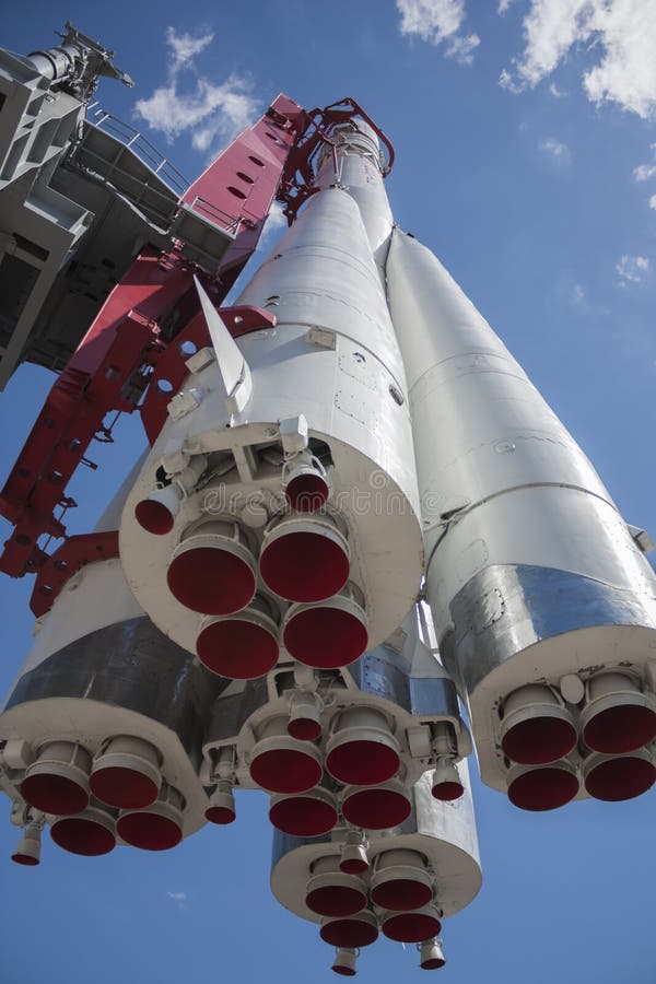 Spaceship rocket editorial stock image. Image of deep - 38958939