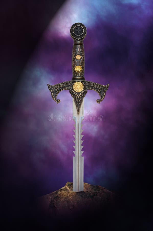Spada scura nell'ombra immagine stock. Immagine di magia - 58959563