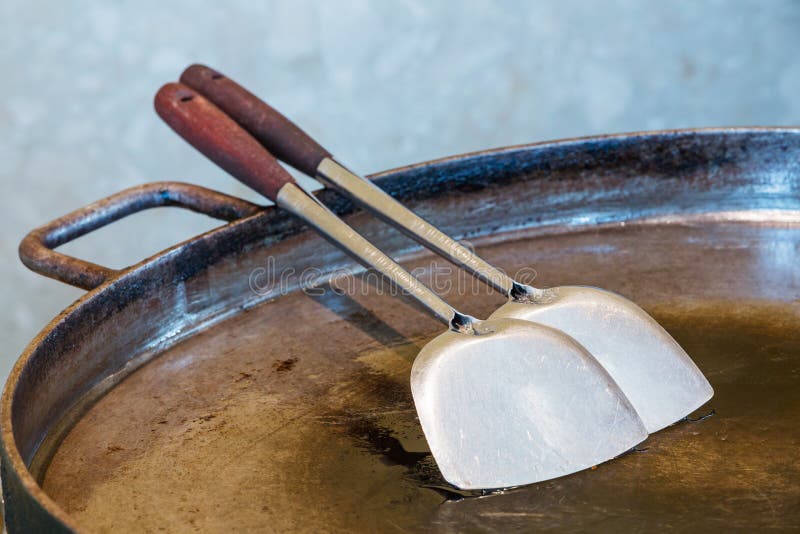 Spade of frying pan stock photo. Image of metal, cook - 34416738