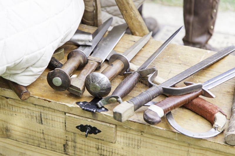 Spade medievali antiche fotografia stock. Immagine di nero - 50610732