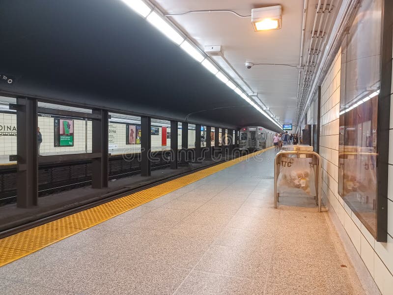 Spadina Subway Station View in Toronto Editorial Photography - Image of ...