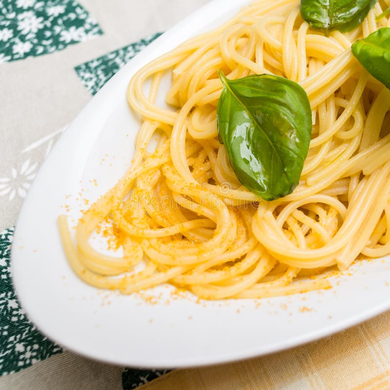 Spaghetti with bottarga stock image. Image of recipe - 49561387