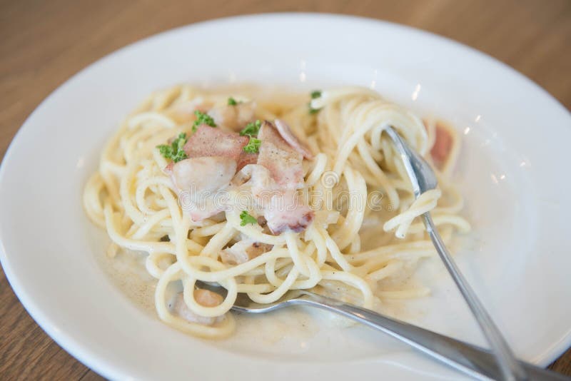 Spaghetti Carbonara stock photo. Image of food, delicious - 40987672