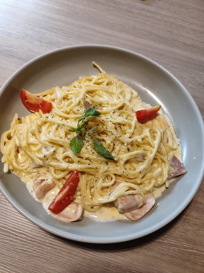 Spaghetti Carbonara at the Plate Ready To Eat Stock Image - Image of ...