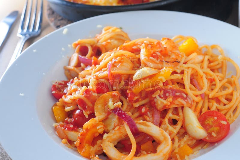 Spaghetti Dell'inchiostro Della Seppia Fotografia Stock - Immagine di ...