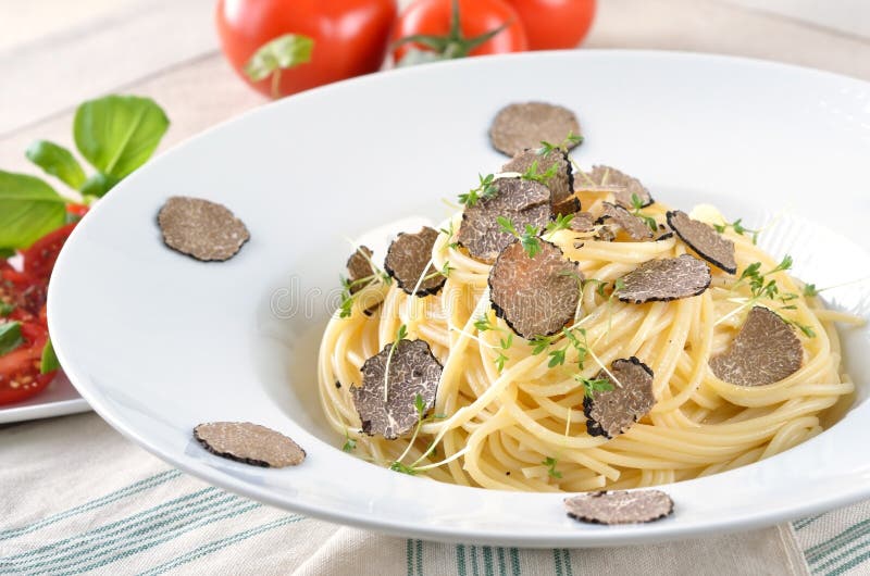 Spaghetti with Fresh Truffle Stock Photo - Image of cress, prepared ...