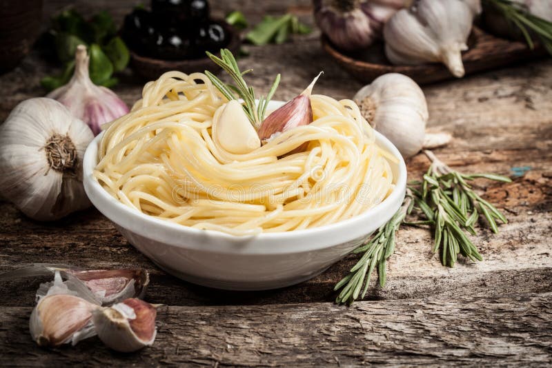 Spaghetti with Garlic and Rosemary. Organic Food Stock Image - Image of ...