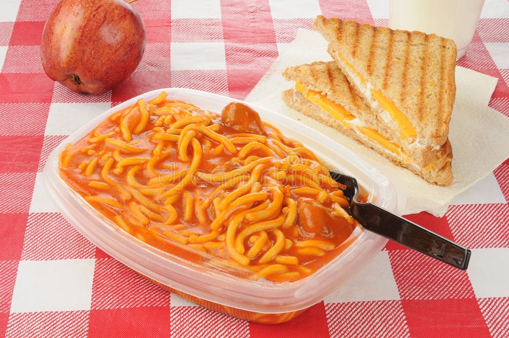 Spaghetti lunch stock image. Image of sandwich, container - 25284307